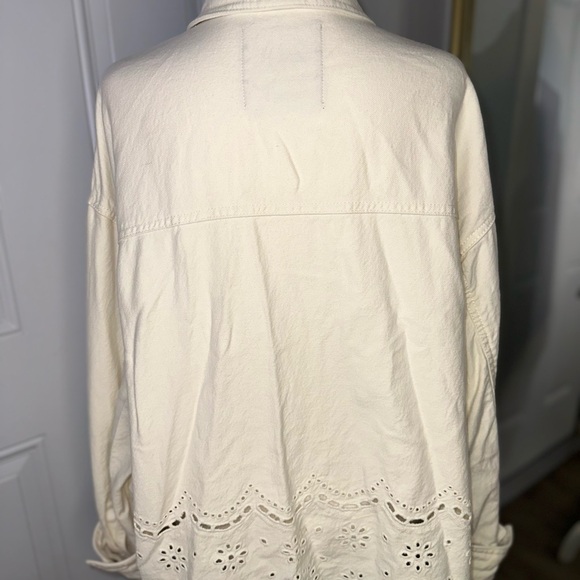 Zara | Jackets & Coats | Zara Cream Jean Jacket With Eyelet Hem | Poshmark